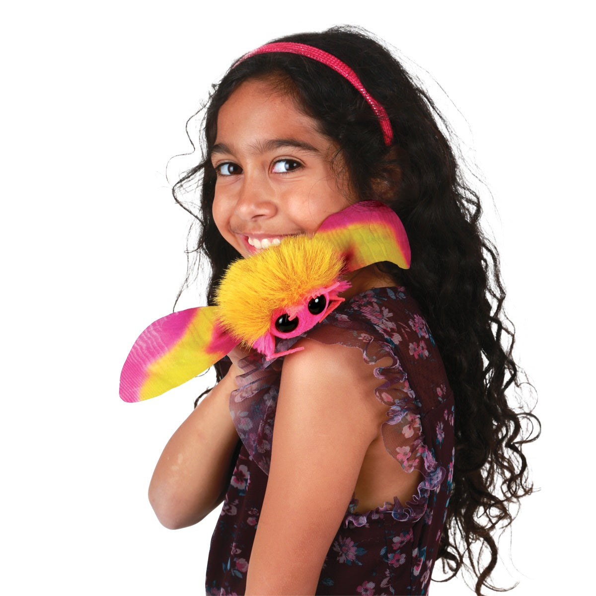 Mini Rosy Maple Moth Finger Puppet – The Baby Footprint