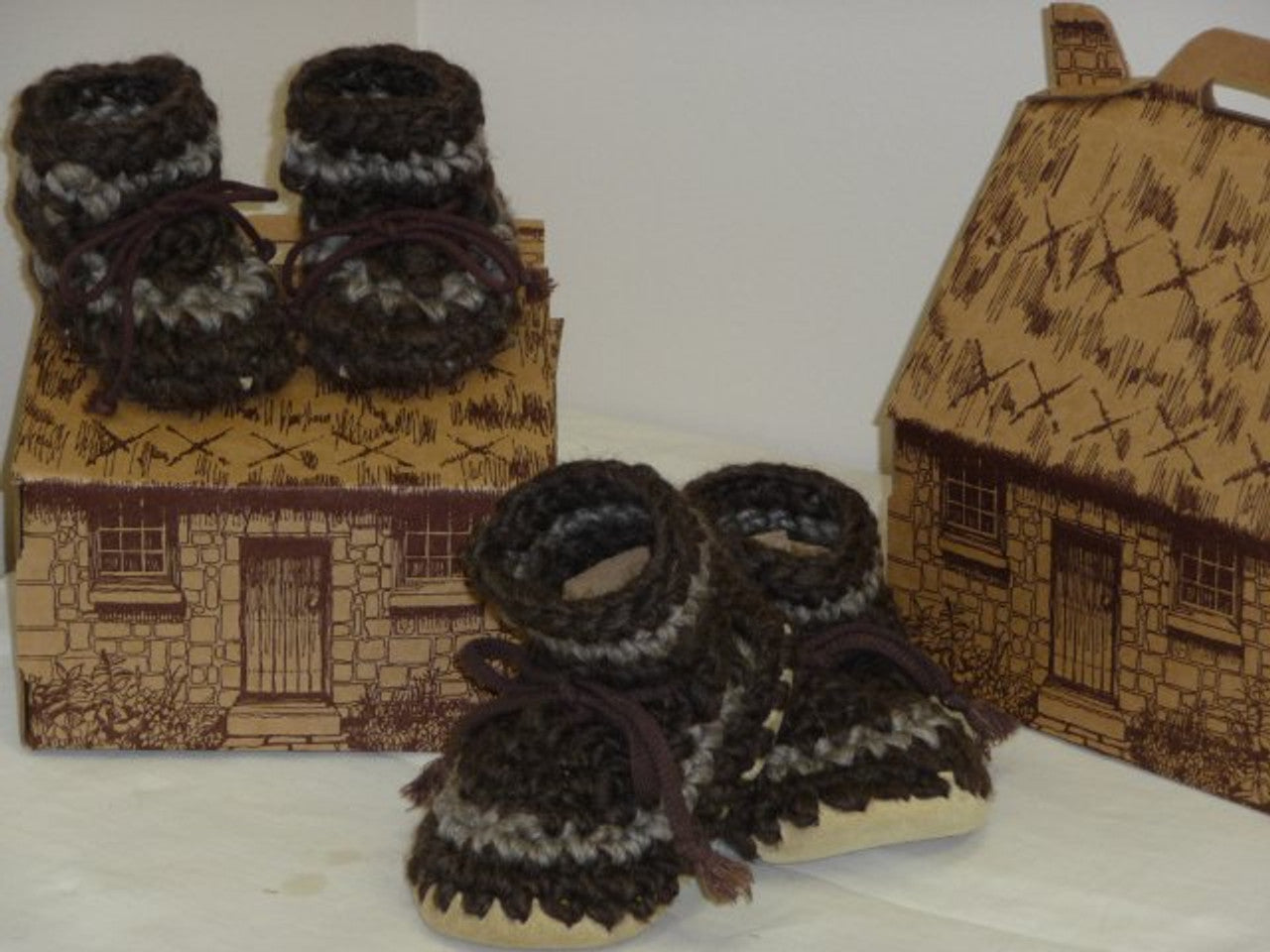 Slippers Gift Box – The Baby Footprint